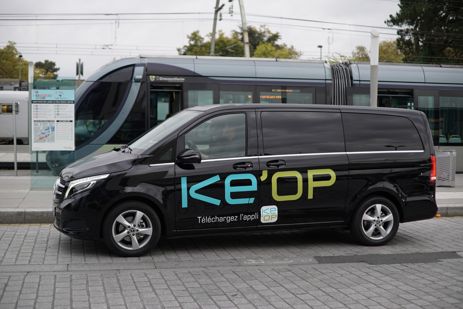 New shared mobility service launches in Bordeaux - Cities Today