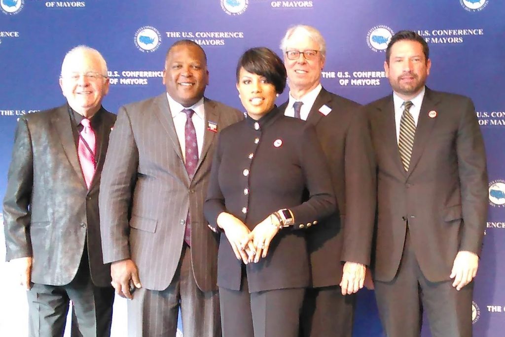 US mayors call on presidential candidates - Cities Today