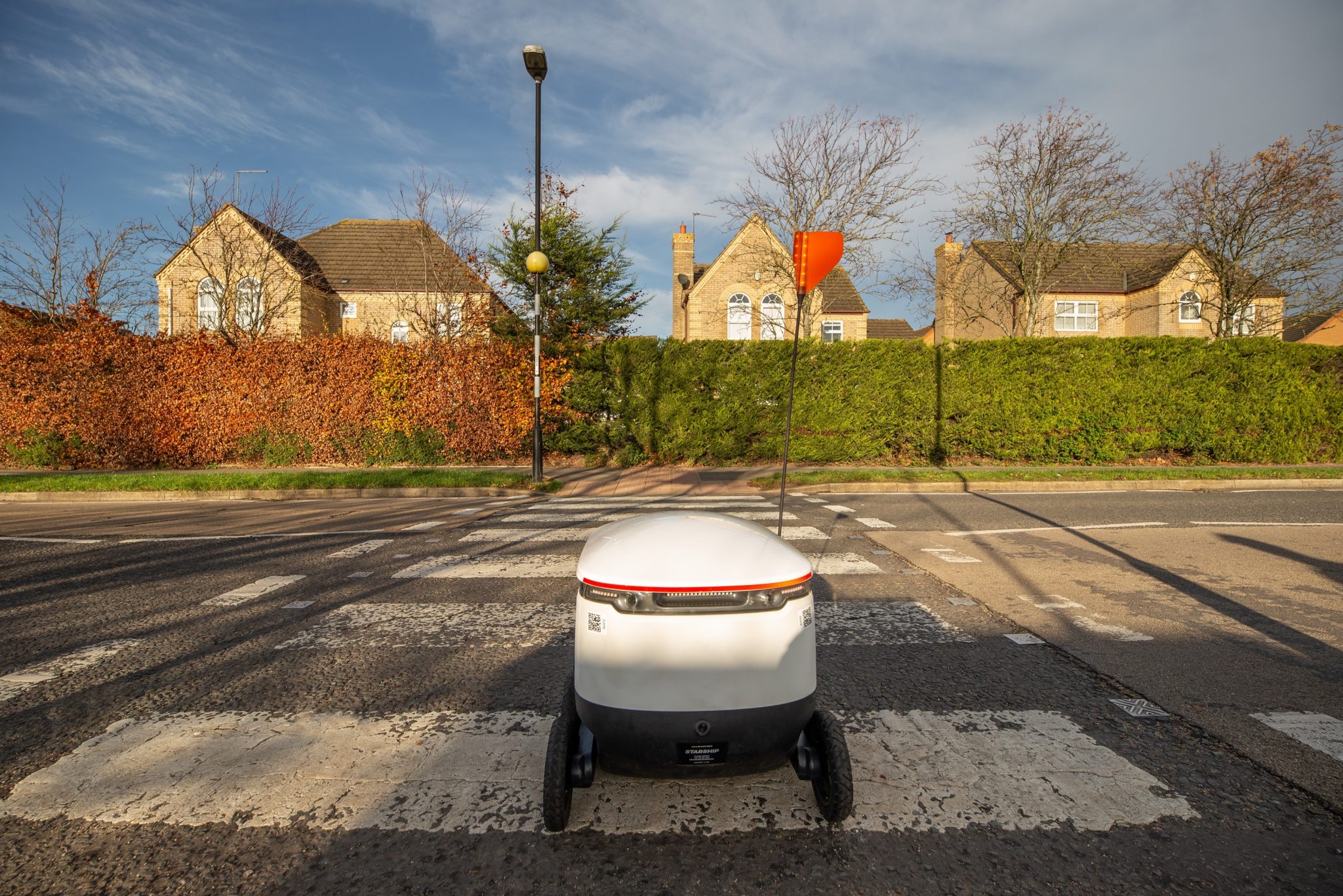 More delivery robots roll out on UK streets - Cities Today