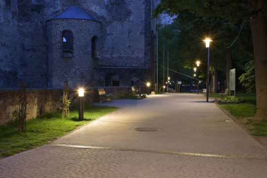 German city lets residents control the streetlights - Cities Today