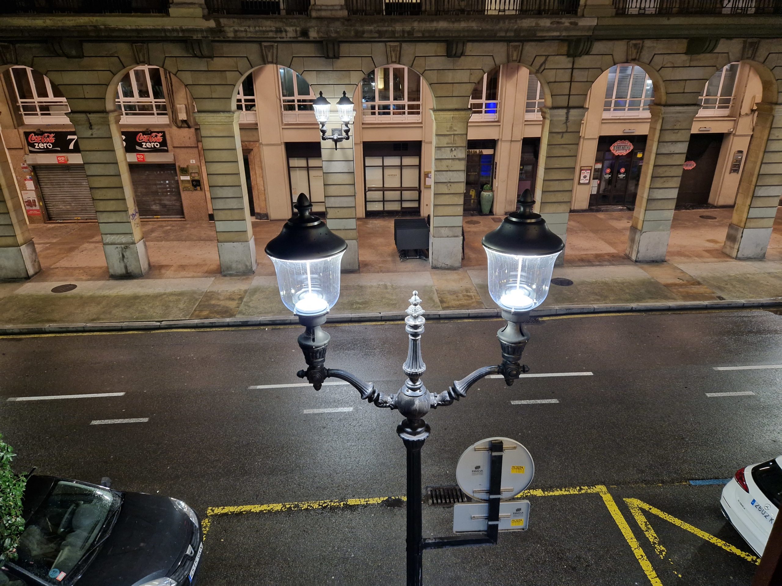 How smart lighting helps cities beat the heat - Cities Today